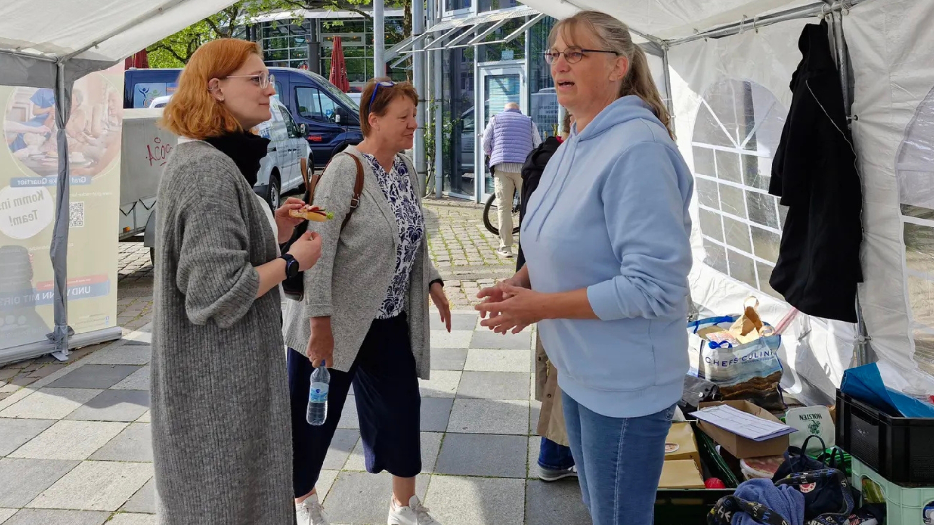 Graf Recke Stiftung | Der Tag der Pflege auf dem Großflecken in Neumünster